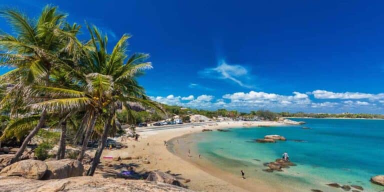 Top 15 Iconic Must-Visit Destinations in Queensland - Queensland Travel ...